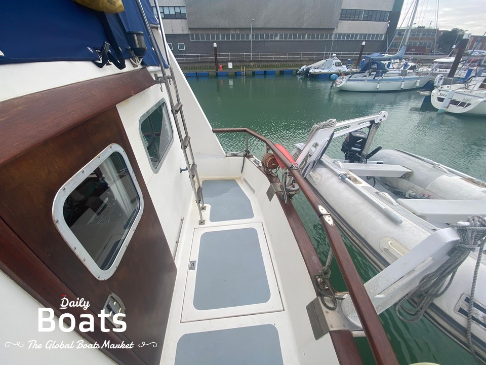 1989 Colvic Trawler 38 for sale. View price, photos and Buy 1989 Colvic ...