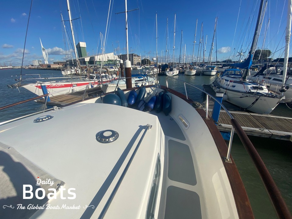 1989 Colvic Trawler 38 for sale. View price, photos and Buy 1989 Colvic ...