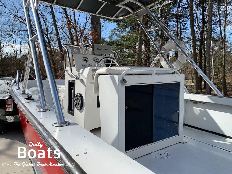 1986 Boston Whaler Guardian 22 for sale. View price, photos and Buy ...