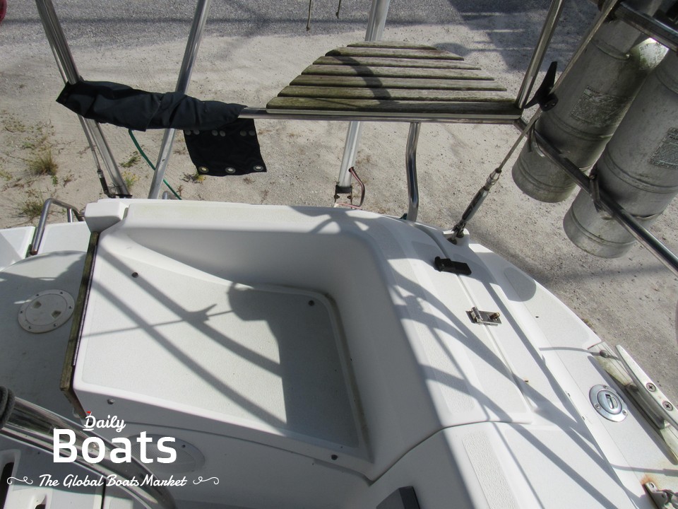 1993 Hunter Legend 37 for sale. View price, photos and Buy 1993 Hunter ...