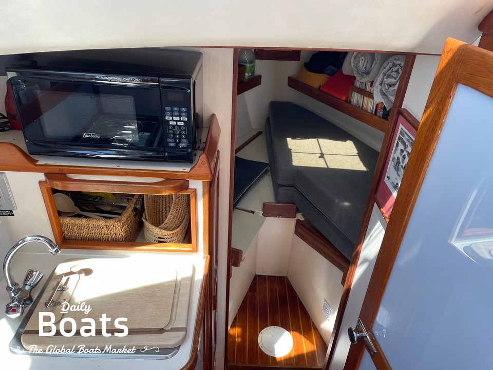 1995 Nauset 28 Hardtop Cruiser for sale. View price, photos and Buy ...