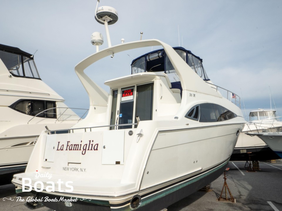 2005 Carver 36 Mariner for sale. View price, photos and Buy 2005 Carver ...