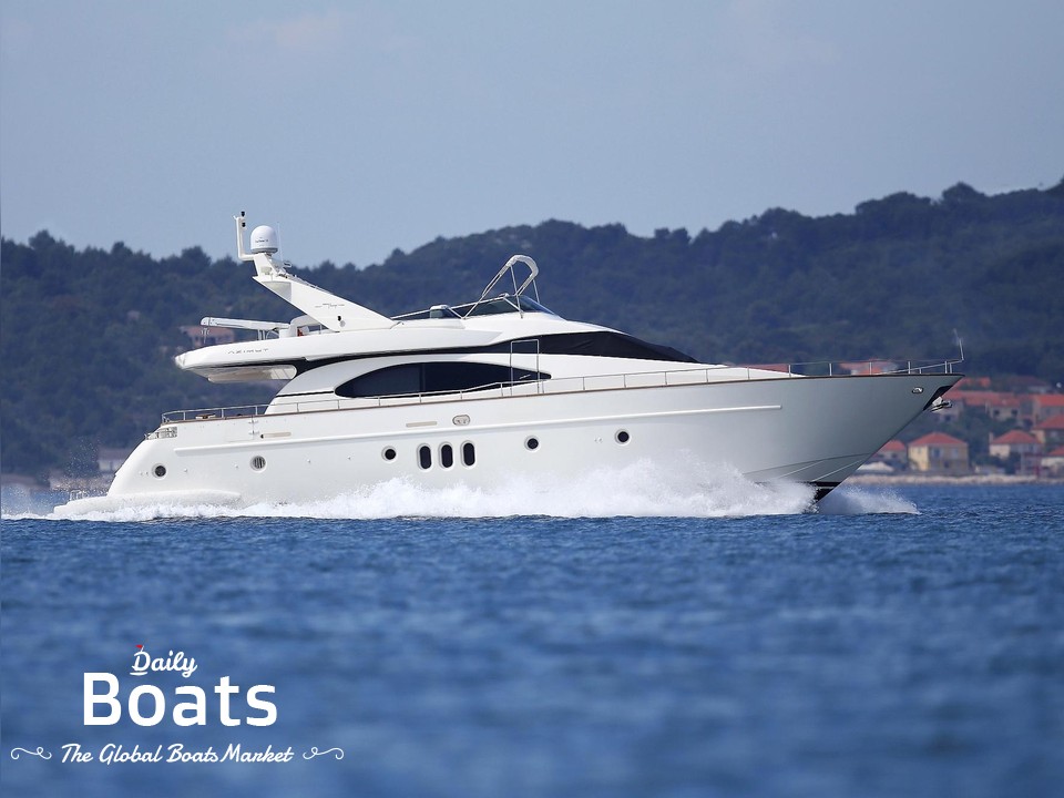 2003 Azimut 74 Solar for sale. View price, photos and Buy 2003 Azimut ...