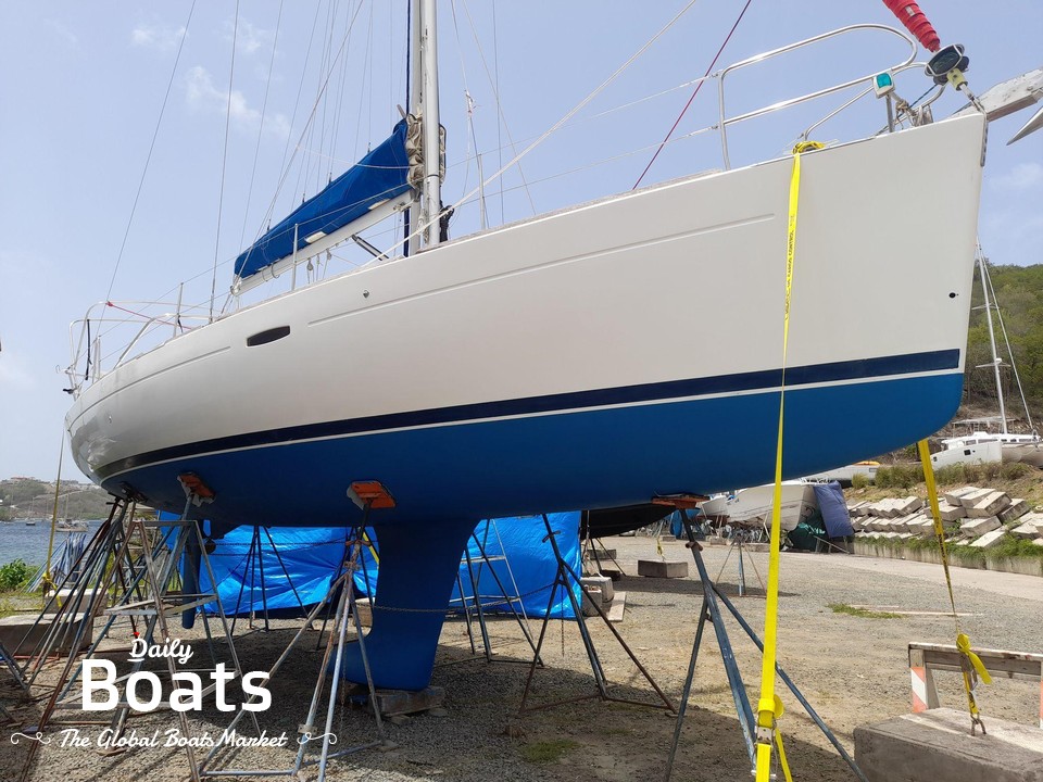 2010 Beneteau Oceanis 37 for sale. View price, photos and Buy 2010 ...
