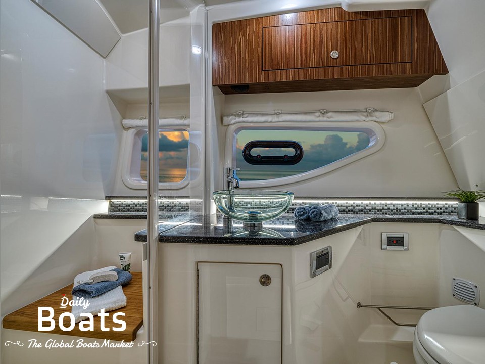 2022 Sea Ray Sundancer 370 Ob for sale. View price, photos and Buy 2022 ...