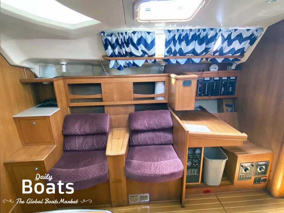 2001 Hunter 460 Sloop for sale. View price, photos and Buy 2001 Hunter ...