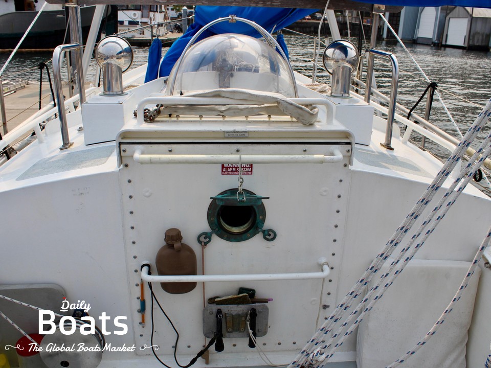 1985 Ebbtide 33 for sale. View price, photos and Buy 1985 Ebbtide 33 ...