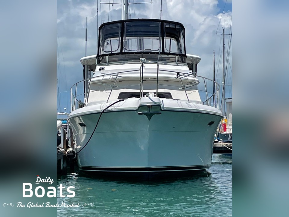 1993 Carver 440 Aft Cabin Motor Yacht for sale. View price, photos and ...