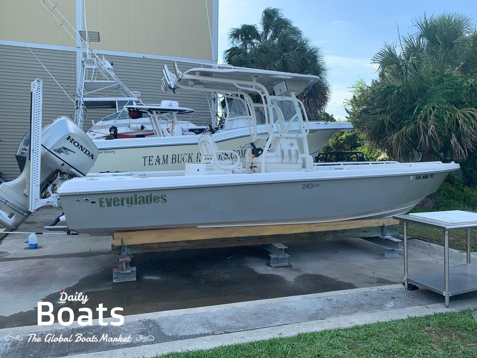 2007 Everglades 243 for sale. View price, photos and Buy 2007 ...