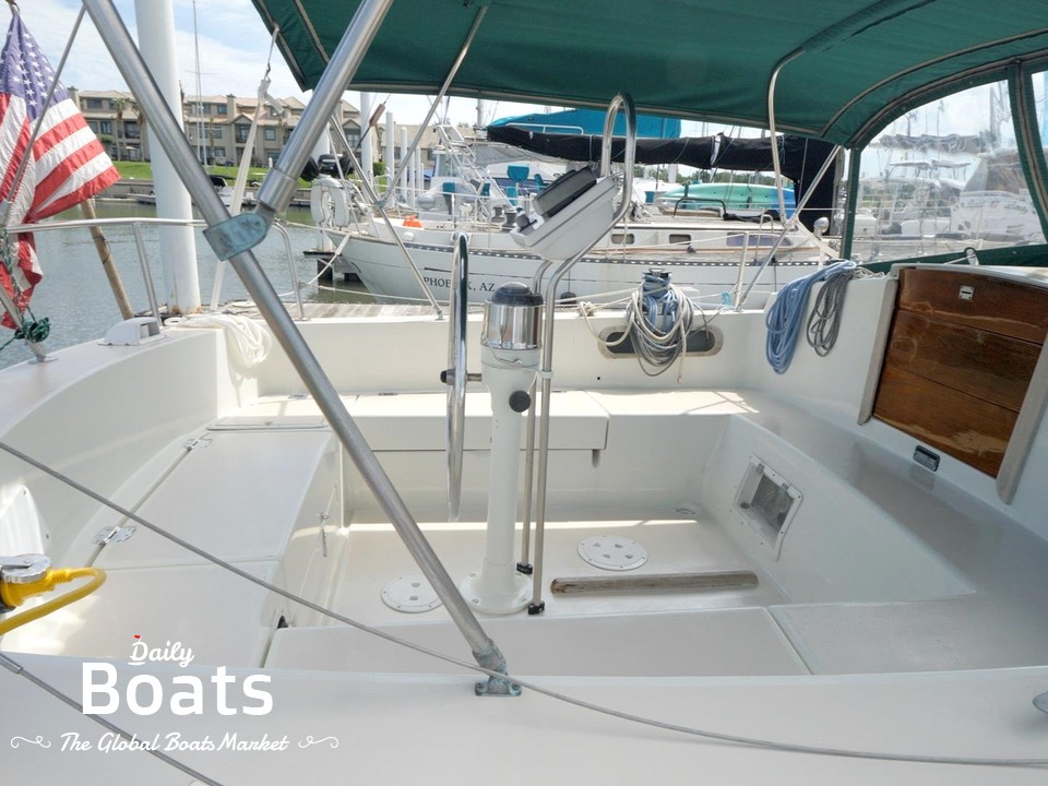 1980 Pearson 424 for sale. View price, photos and Buy 1980 Pearson 424 ...