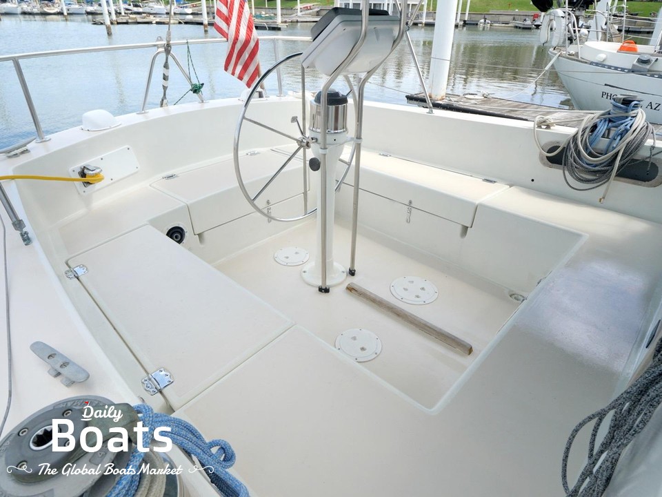 1980 Pearson 424 for sale. View price, photos and Buy 1980 Pearson 424 ...