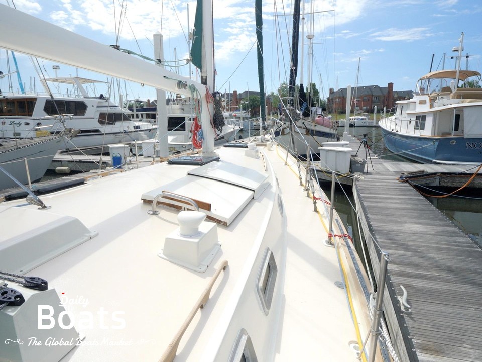 1980 Pearson 424 for sale. View price, photos and Buy 1980 Pearson 424 ...