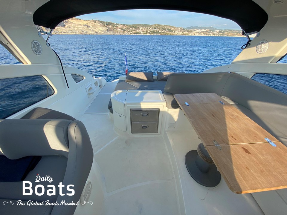 2004 Baia Flash 48 for sale. View price, photos and Buy 2004 Baia Flash ...