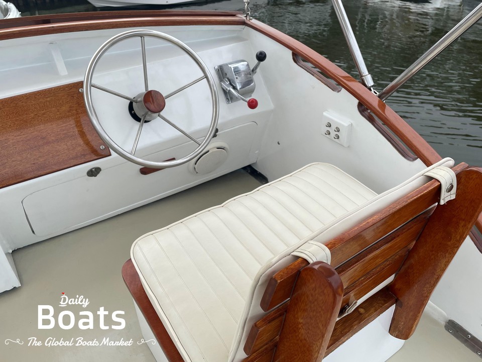 1968 Hubert Johnson Sea Skiff With Flybridge for sale. View price ...