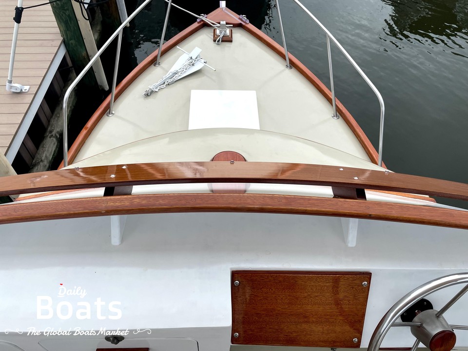 1968 Hubert Johnson Sea Skiff With Flybridge for sale. View price ...
