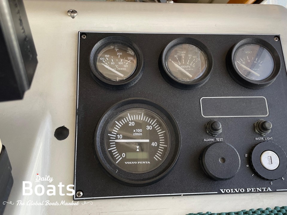 1993 Navigator 3300 for sale. View price, photos and Buy 1993 Navigator ...