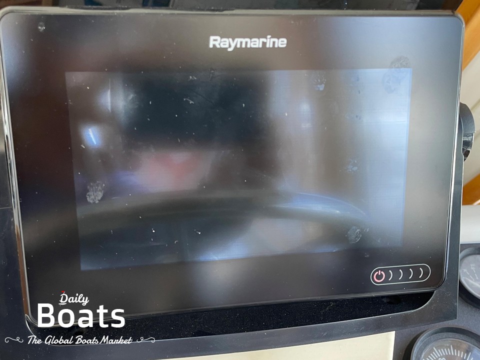 1993 Navigator 3300 for sale. View price, photos and Buy 1993 Navigator ...