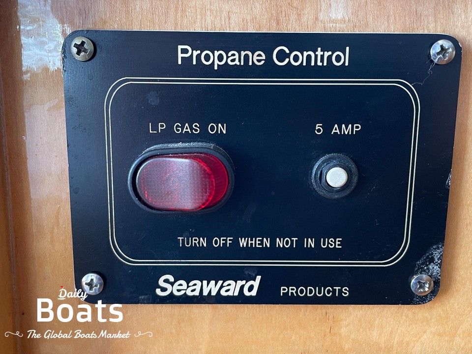 1993 Navigator 3300 for sale. View price, photos and Buy 1993 Navigator ...