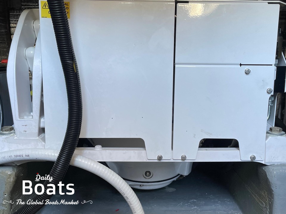 1993 Navigator 3300 for sale. View price, photos and Buy 1993 Navigator ...