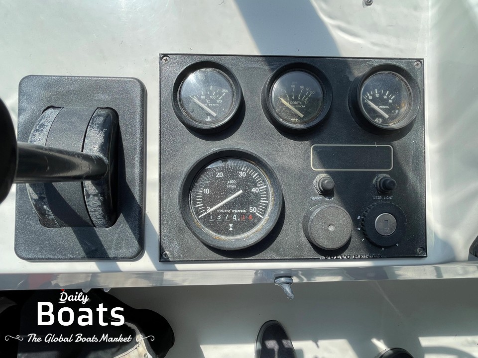 1993 Navigator 3300 for sale. View price, photos and Buy 1993 Navigator ...
