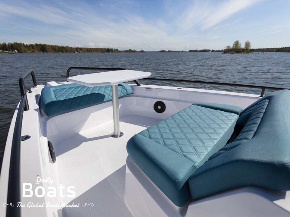 2021 Axopar 37 "Angler" Special Edition Brabus Trim for sale. View ...