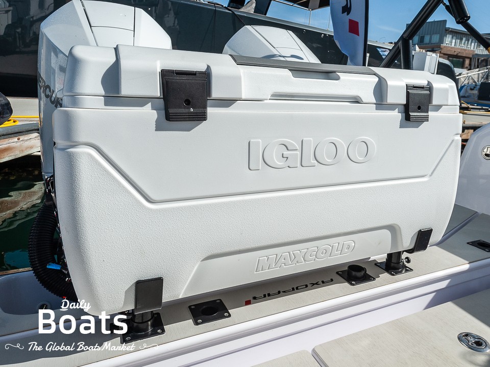 2021 Axopar 37 "Angler" Special Edition Brabus Trim for sale. View ...