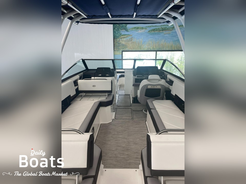 2022 Cobalt R8 Outboard for sale. View price, photos and Buy 2022 ...