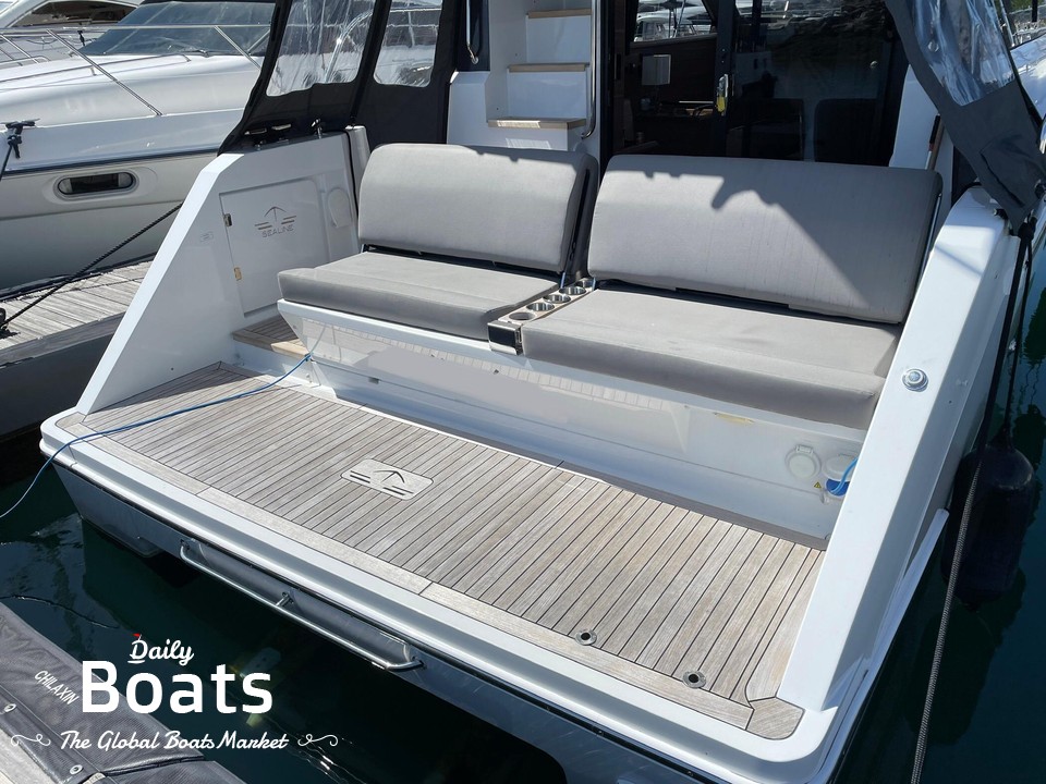 2015 Sealine F380 for sale. View price, photos and Buy 2015 Sealine ...