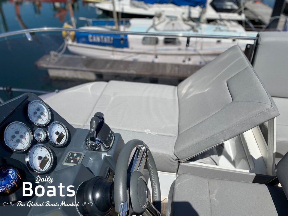 2015 Sealine F380 for sale. View price, photos and Buy 2015 Sealine ...