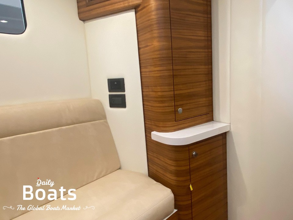 2023 Bonadeo Custom Carolina Walkaround 45 for sale. View price, photos ...