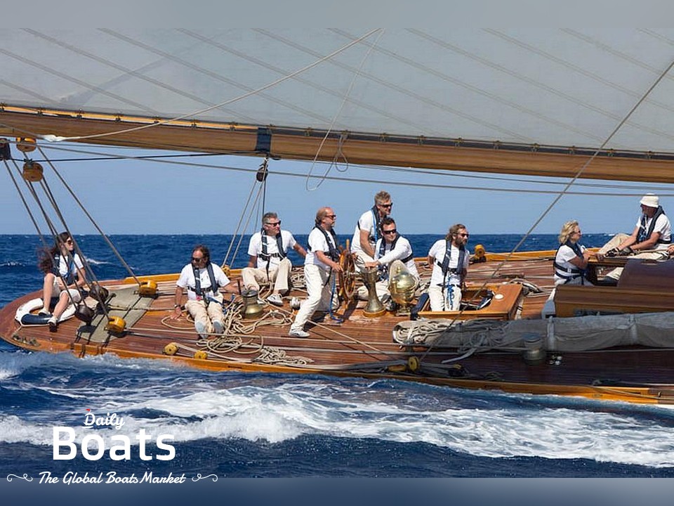 1911 William Fife 125 Classic Sloop for sale. View price, photos and ...