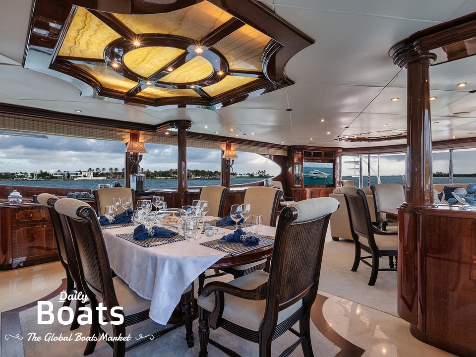 2004 Lazzara Yachts 106 for sale. View price, photos and Buy 2004 ...