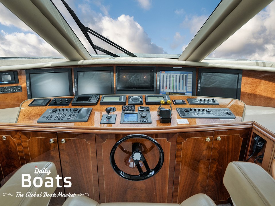 2004 Lazzara Yachts 106 for sale. View price, photos and Buy 2004 ...