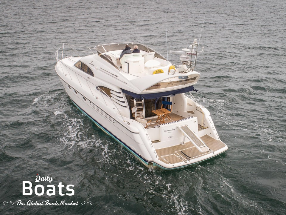 Fairline Squadron 55 for sale. View price, photos and Buy Fairline ...