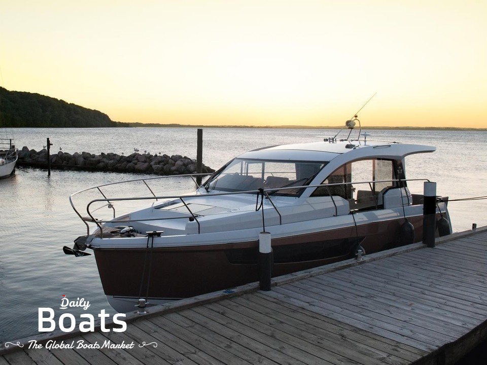 2021 Sealine C330 (Factory Order) for sale. View price, photos and Buy ...