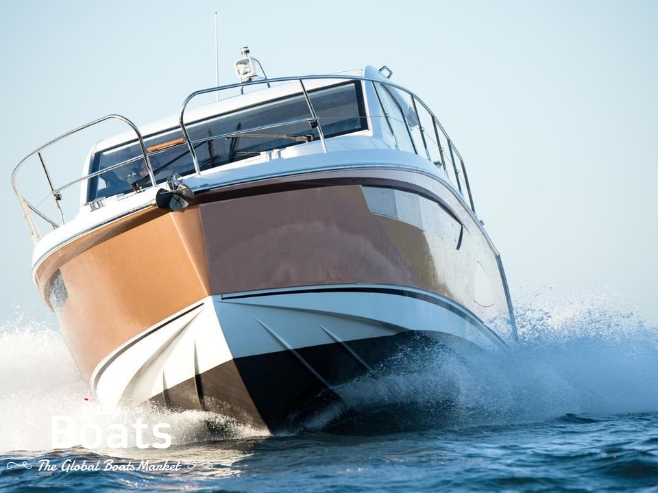 2021 Sealine C330 (Factory Order) for sale. View price, photos and Buy ...