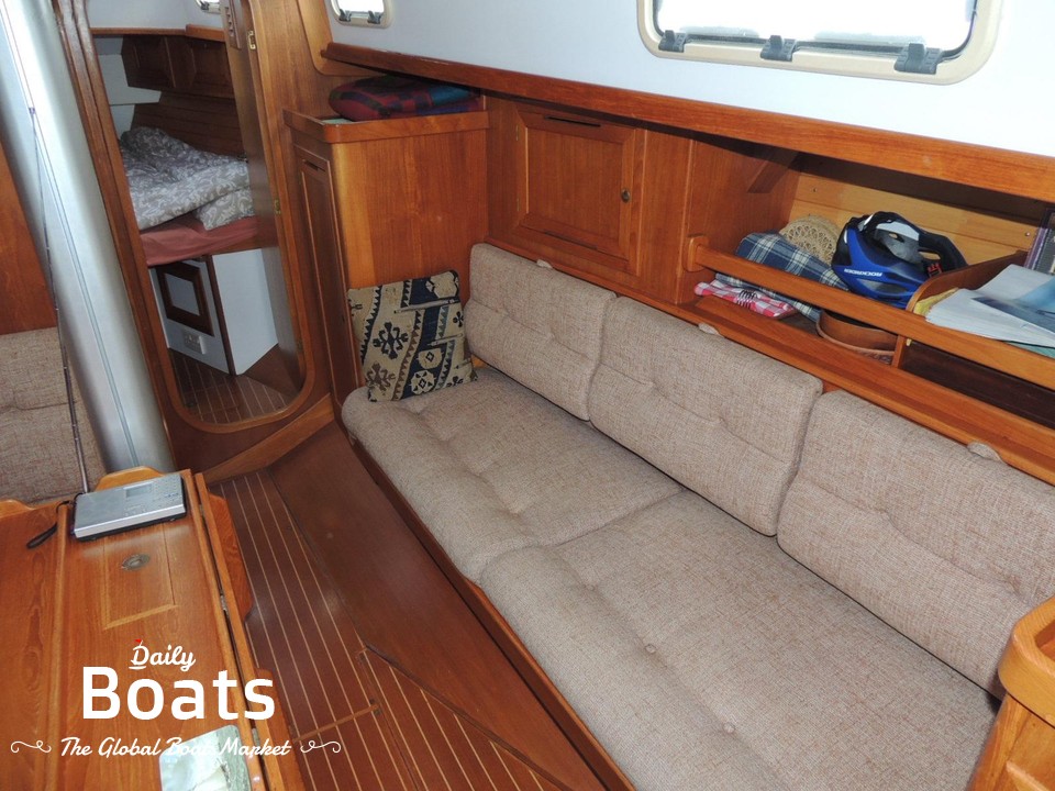 1998 Victoria 38 for sale. View price, photos and Buy 1998 Victoria 38 ...