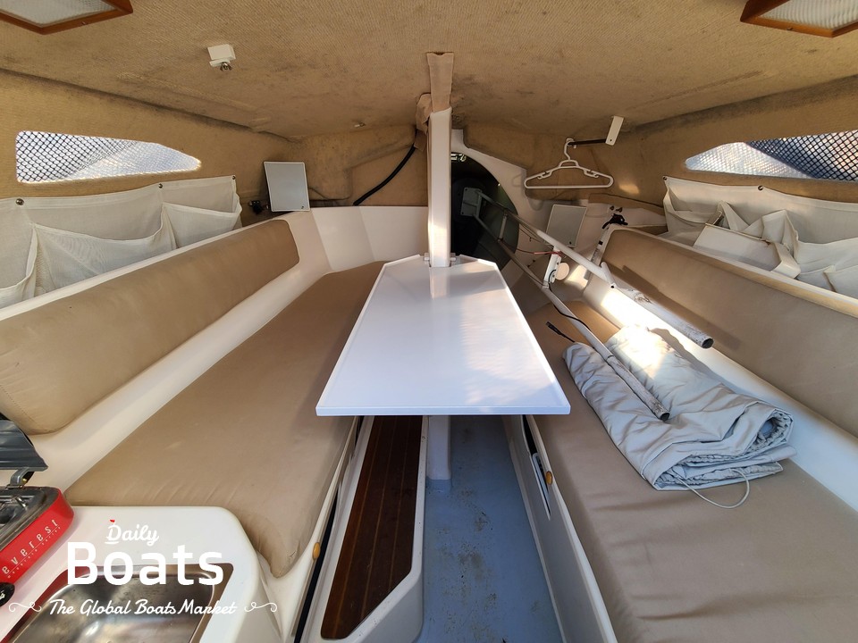 1999 Corsair 31 Cc - 144 for sale. View price, photos and Buy 1999 ...