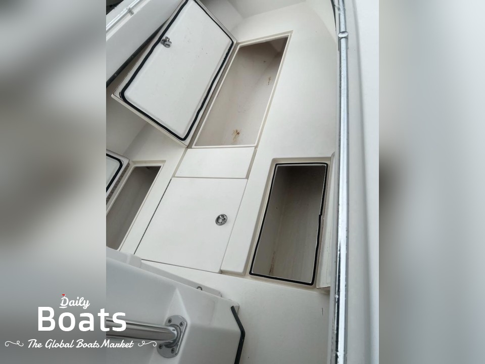 2003 Contender 28T for sale. View price, photos and Buy 2003 Contender ...