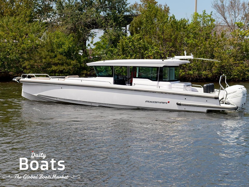 2022 Axopar 37 Cross Cabin Revolution for sale. View price, photos and ...