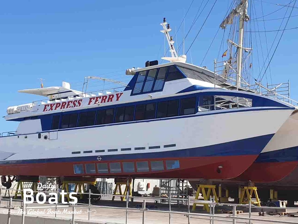 1999 Commercial Fast Catamaran Glass Bottom Yacht for sale. View price ...