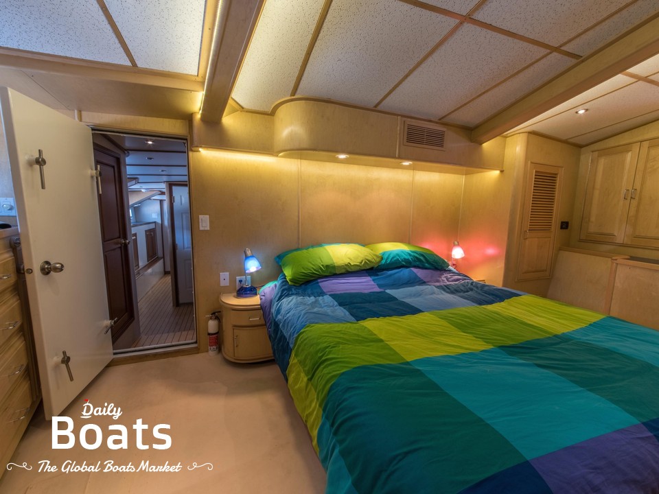 2010 Custom 90' Expedition Yacht for sale. View price, photos and Buy ...