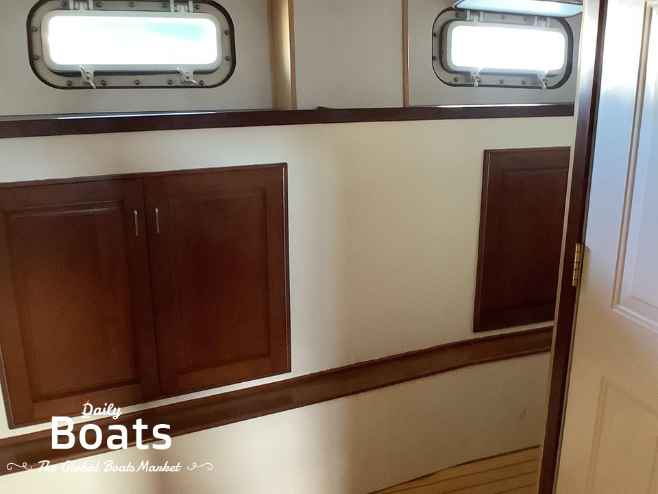 2010 Custom 90' Expedition Yacht for sale. View price, photos and Buy ...