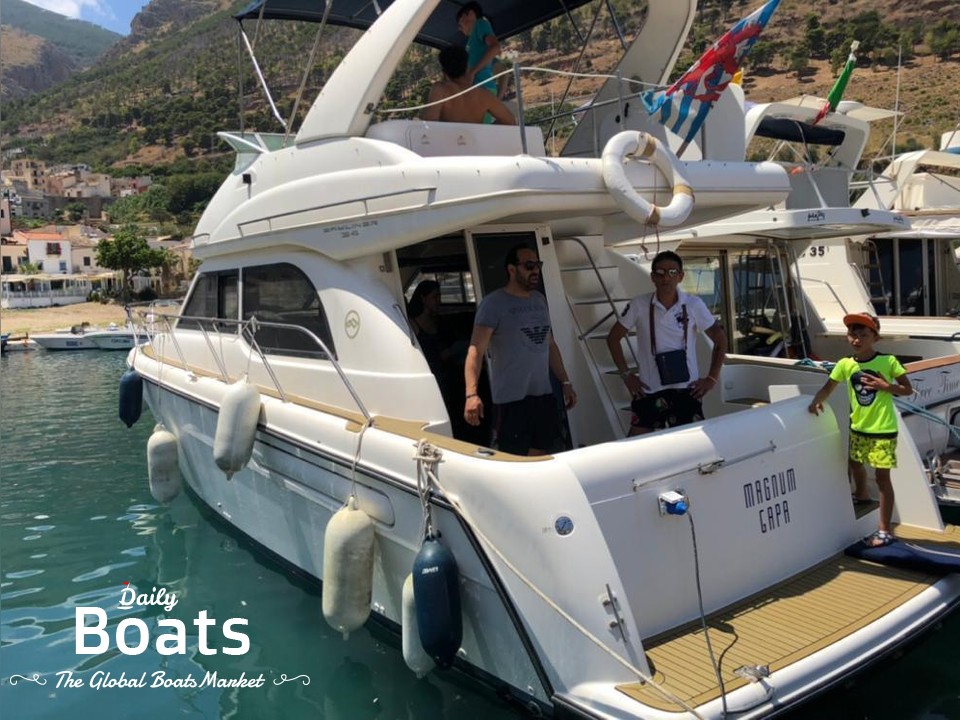 2003 Bayliner Avanti 3488 for sale. View price, photos and Buy 2003 ...