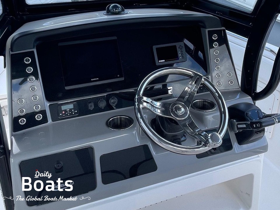 2021 Robalo 272 Center Console for sale. View price, photos and Buy ...