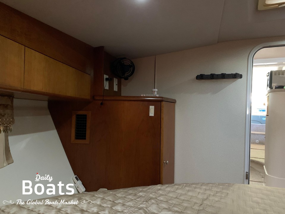 1994 Silverton 362 Sedan Cruiser for sale. View price, photos and Buy ...