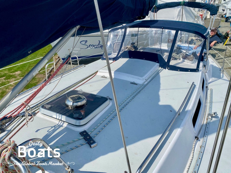 1998 J Boats J/42 for sale. View price, photos and Buy 1998 J Boats J ...