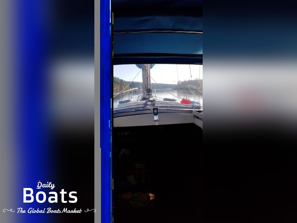1988 Newport 31 for sale. View price, photos and Buy 1988 Newport 31 ...