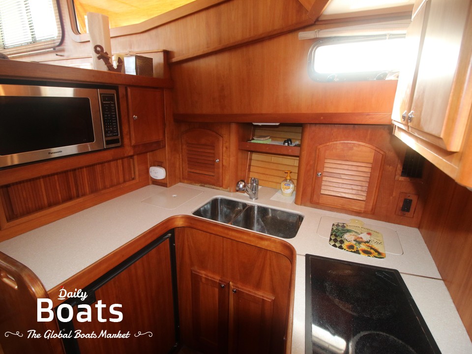 2004 Sabreline 36 Sedan for sale. View price, photos and Buy 2004 ...