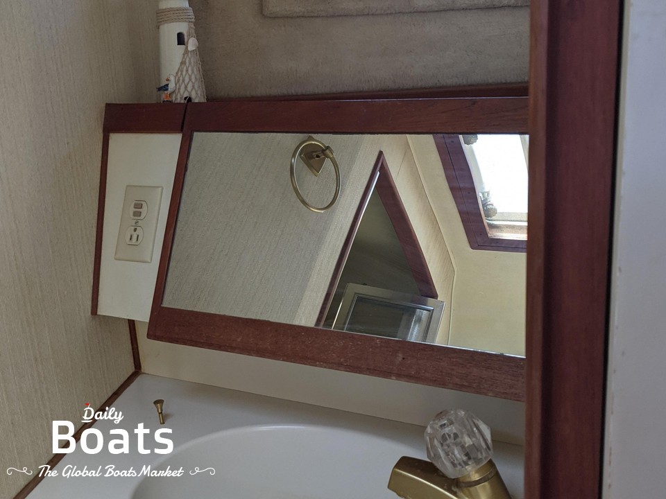 1984 Uniflite 460 Motor Yacht for sale. View price, photos and Buy 1984 ...